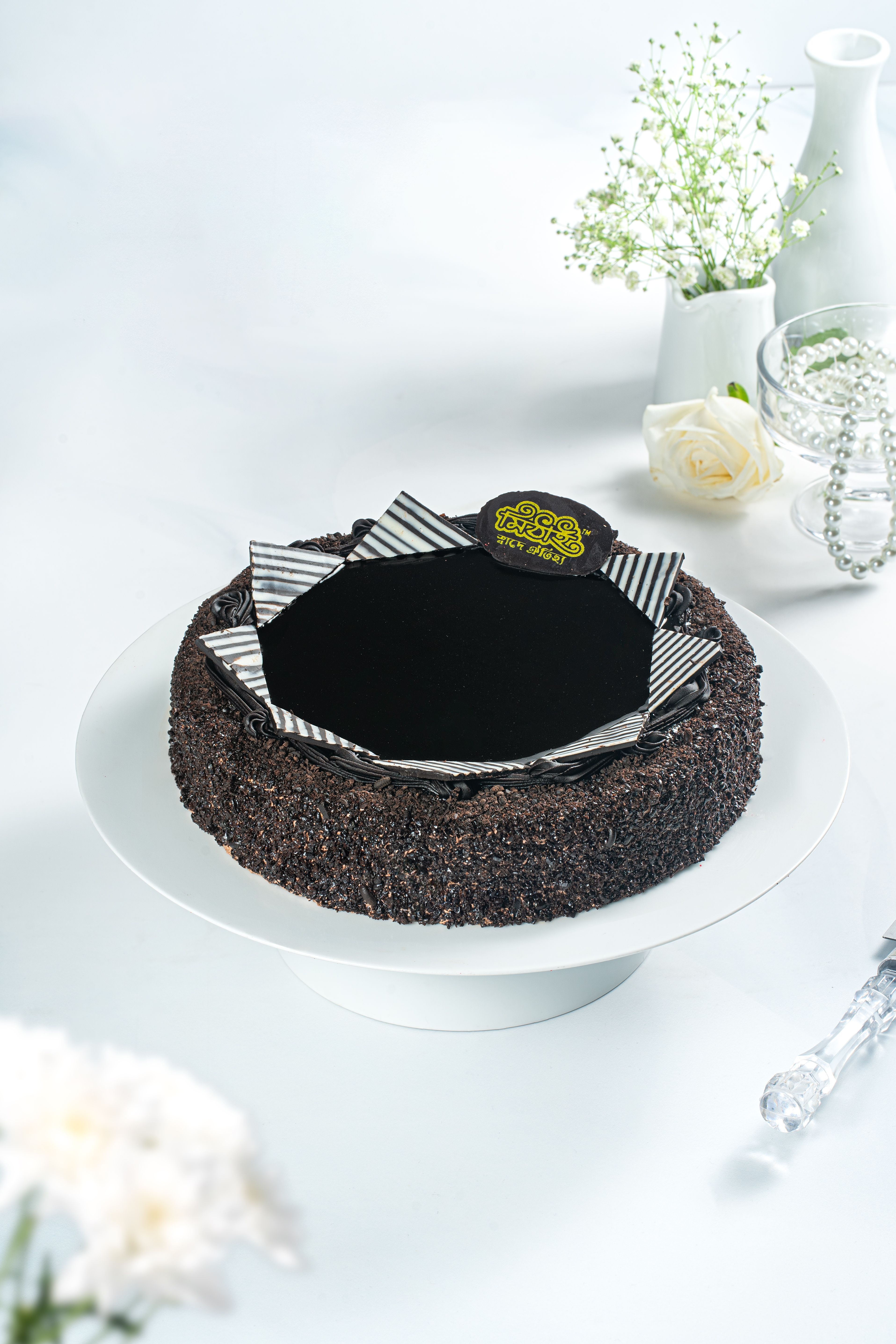 Buy Chocolate Lady Cake 300gm Online at Best Price